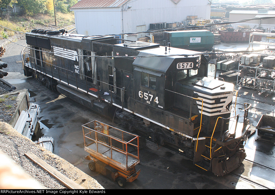 NS SD60 #6574